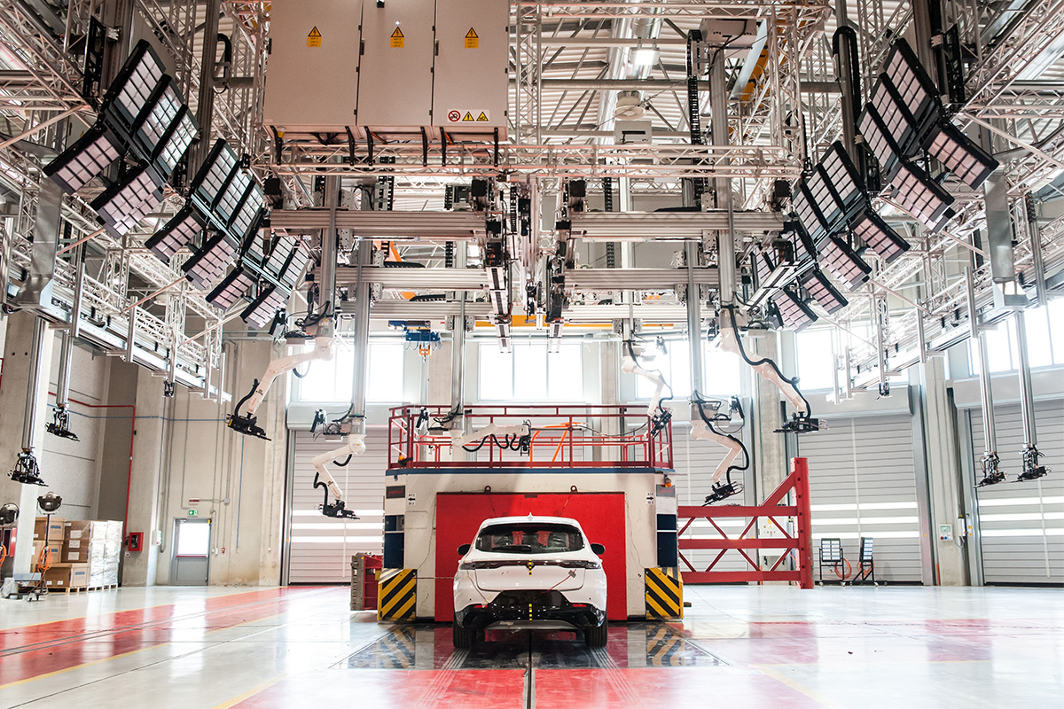 Ready for the future: MESSRING supplies Stellantis - Messring